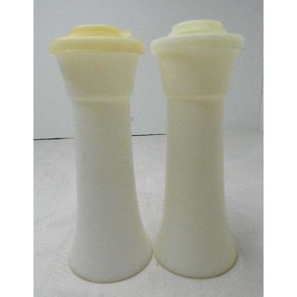Tupperware | Dining | Vintage Tupperware Large Hourglass 6 Salt Pepper ...
